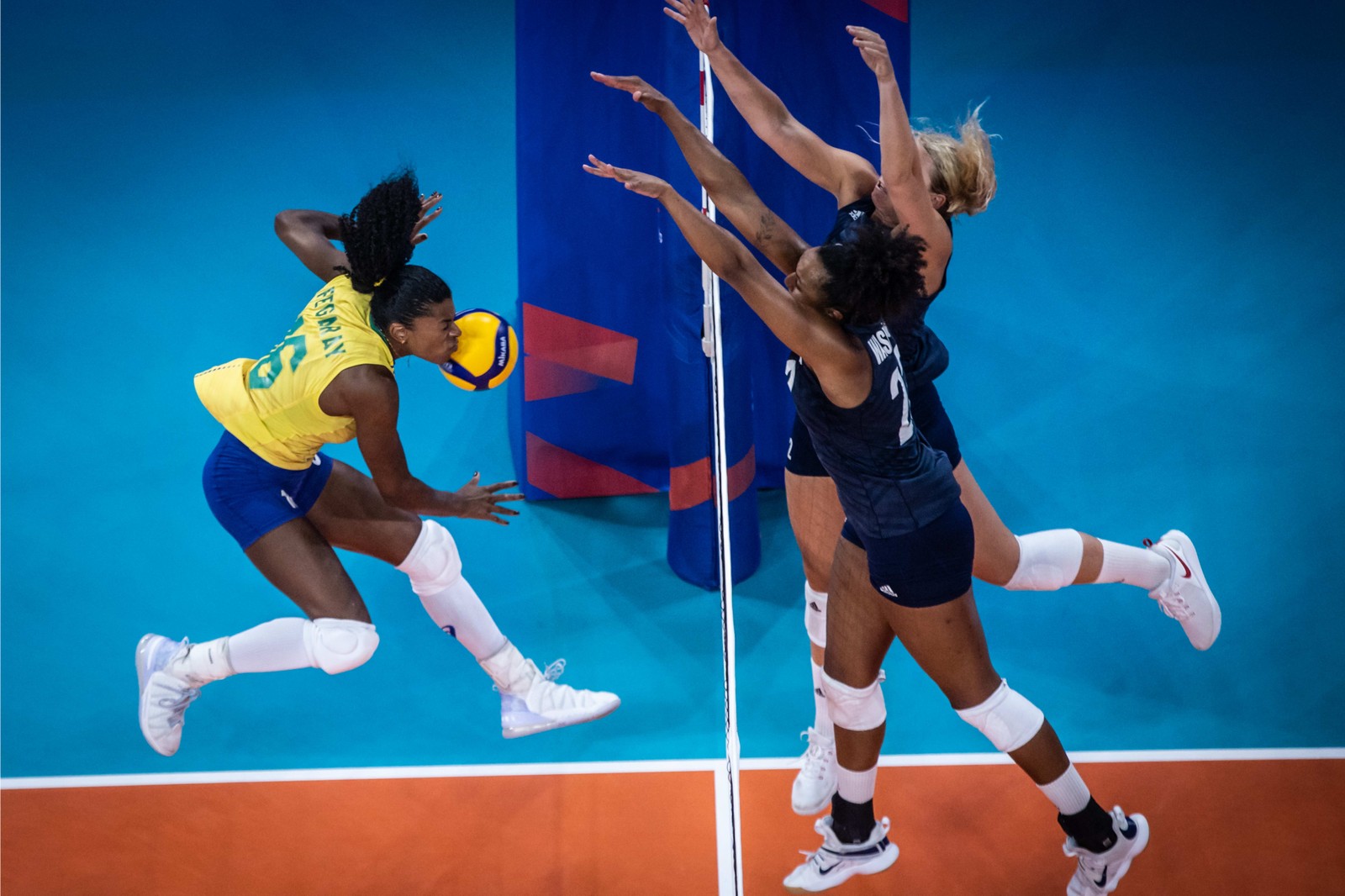 Fernanda Garay celebra primeira gravidez e estreia como apresentadora ...