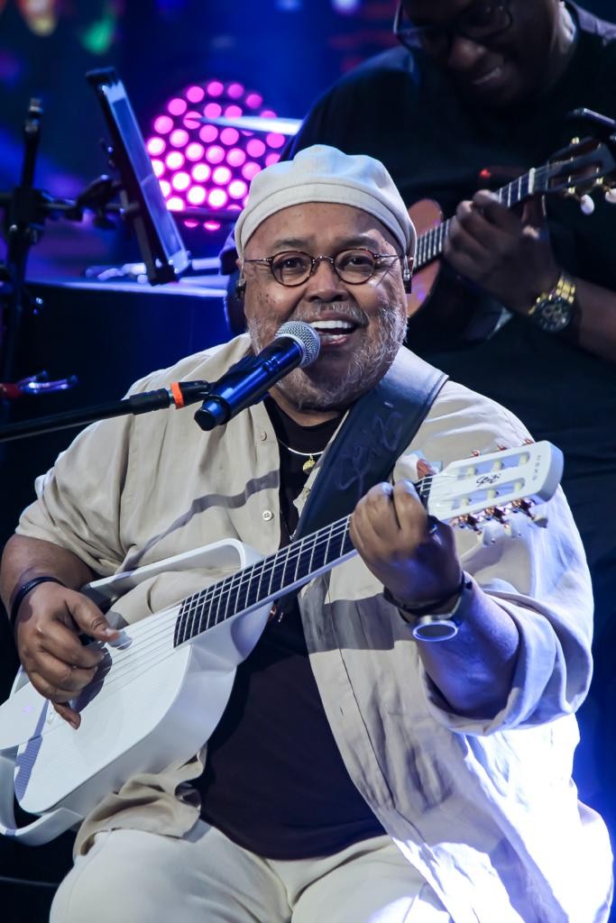 Nos 20 anos do Beco do Rato, reduto do samba no Rio, Arlindinho recorda ...
