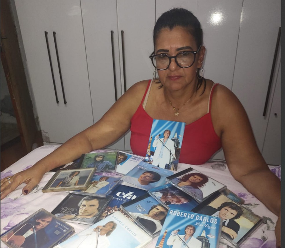 Na Baixada, fãs realizam o sonho de ver Roberto Carlos em show gratuito