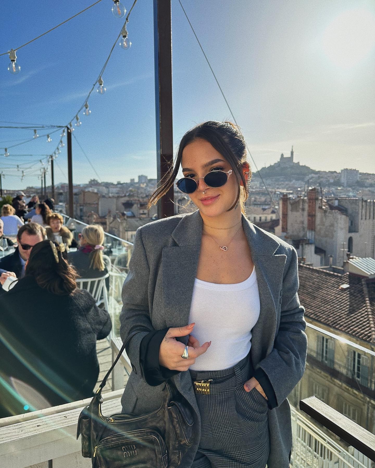 Triângulo amoroso: jovem galã tem revival com Jade Picon enquanto ...