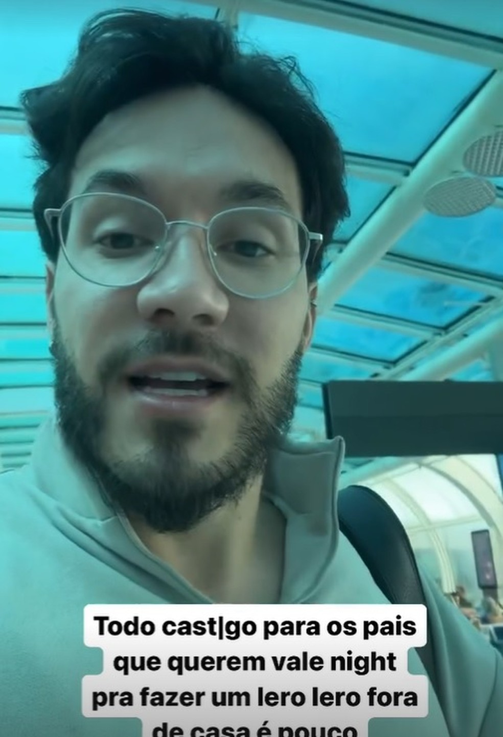 Elizer brinca com Viih Tube sobre maré de azar em viagem: 'Não quero ...