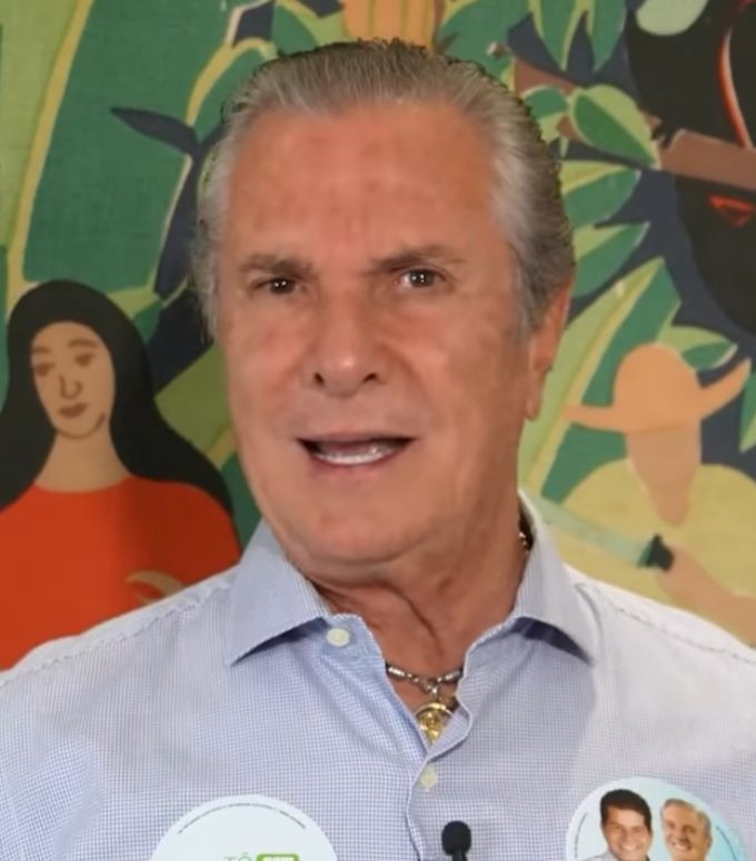 Fernando Collor é casado com arquiteta 28 anos mais jovem e pai de ...