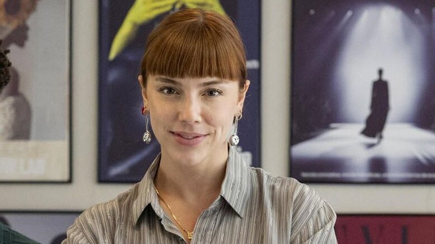 Em ‘Vale tudo’, Solange aceita trabalho no exterior e deixa Afonso abalado