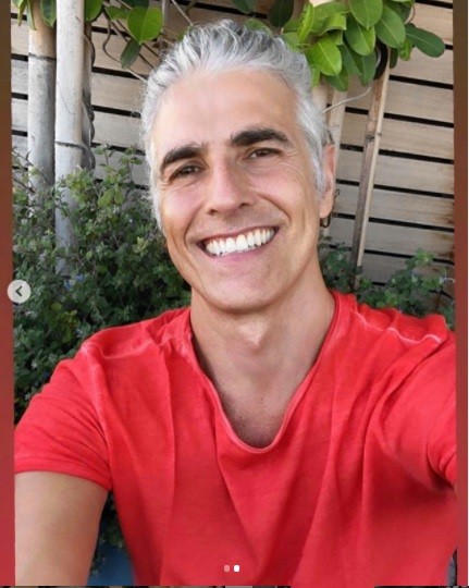 No aniversário de 52 anos de Reynaldo Gianecchini, relembre os visuais que fizeram o público ...