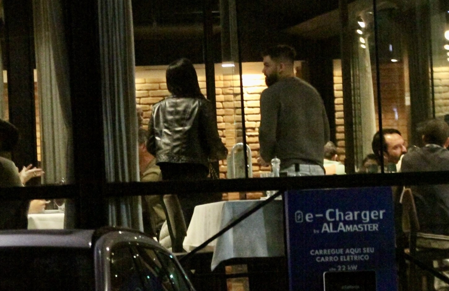 Casamento de herói do tetra chega ao fim e ex é vista em nova companhia ...