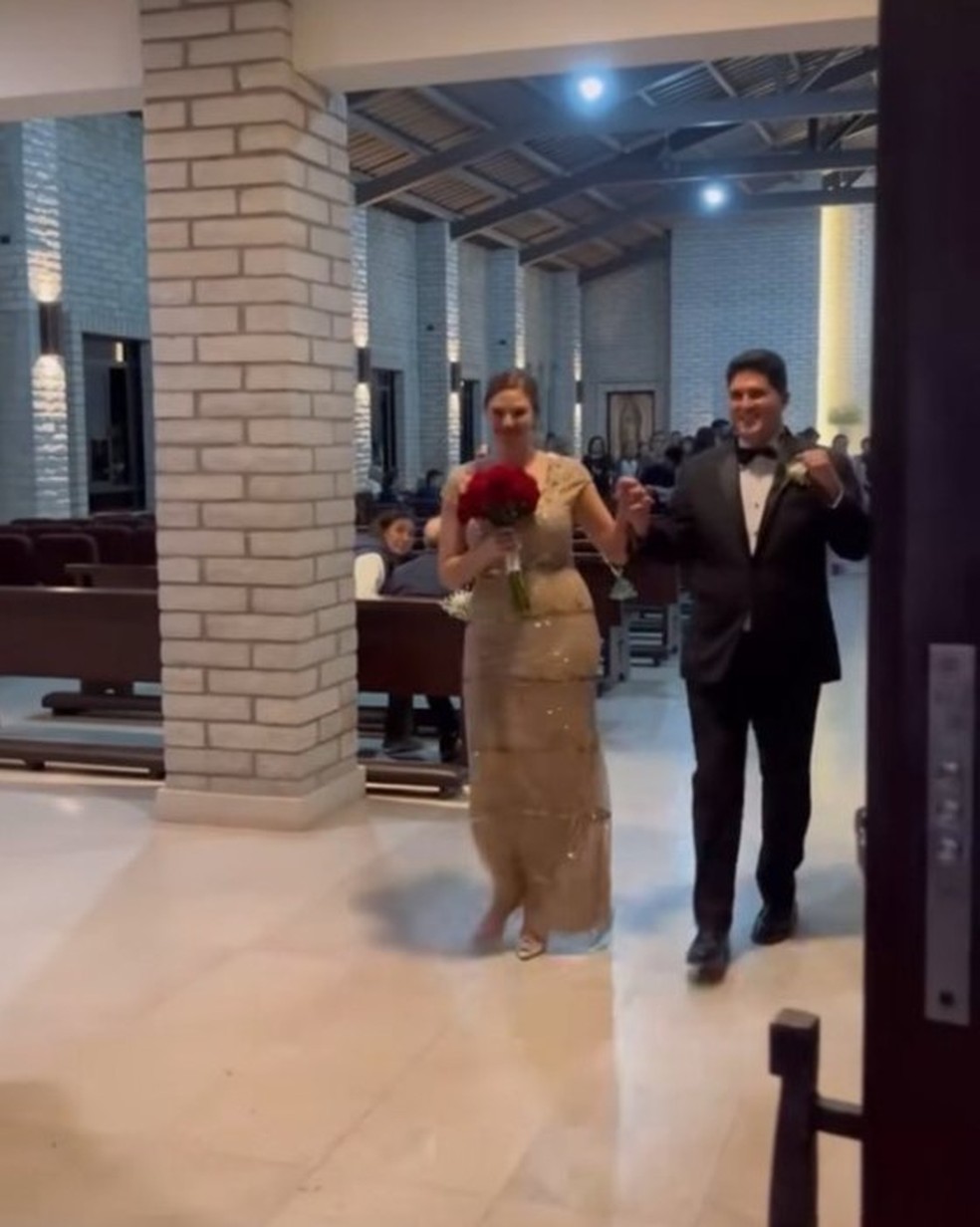 'Sogra irada': moradores jogam ovos na casa de mulher que tentou ...