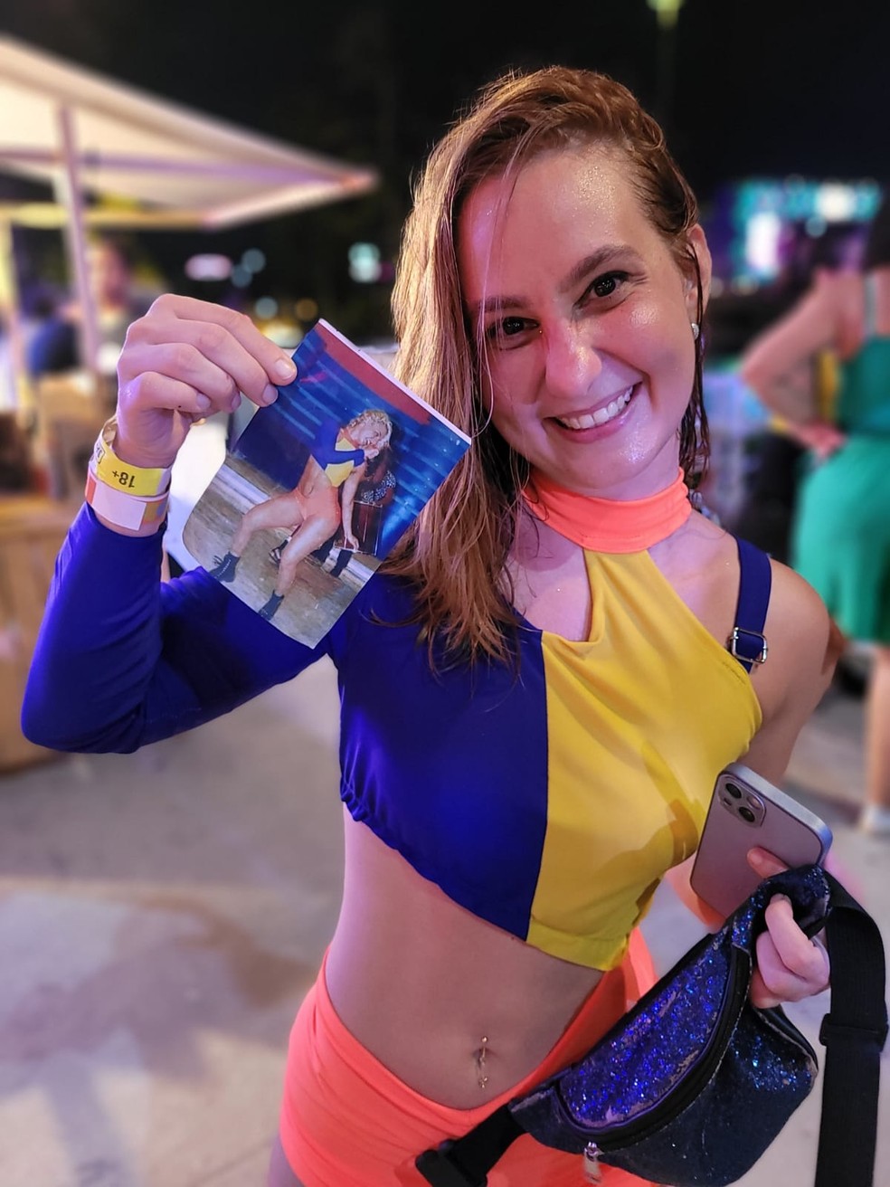 Xuxa, É o Tchan e Gloria Groove inspiram fãs a curtirem festival ...