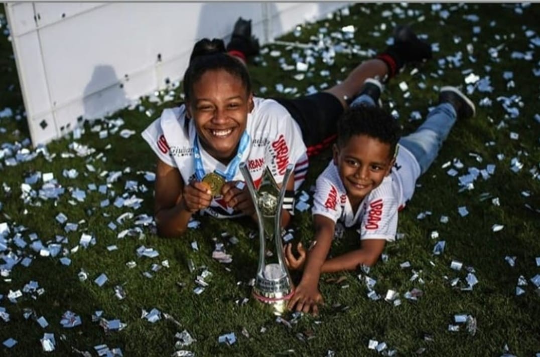 Ary Borges, heroína da estreia do Brasil na Copa, conta com 'amuleto ...