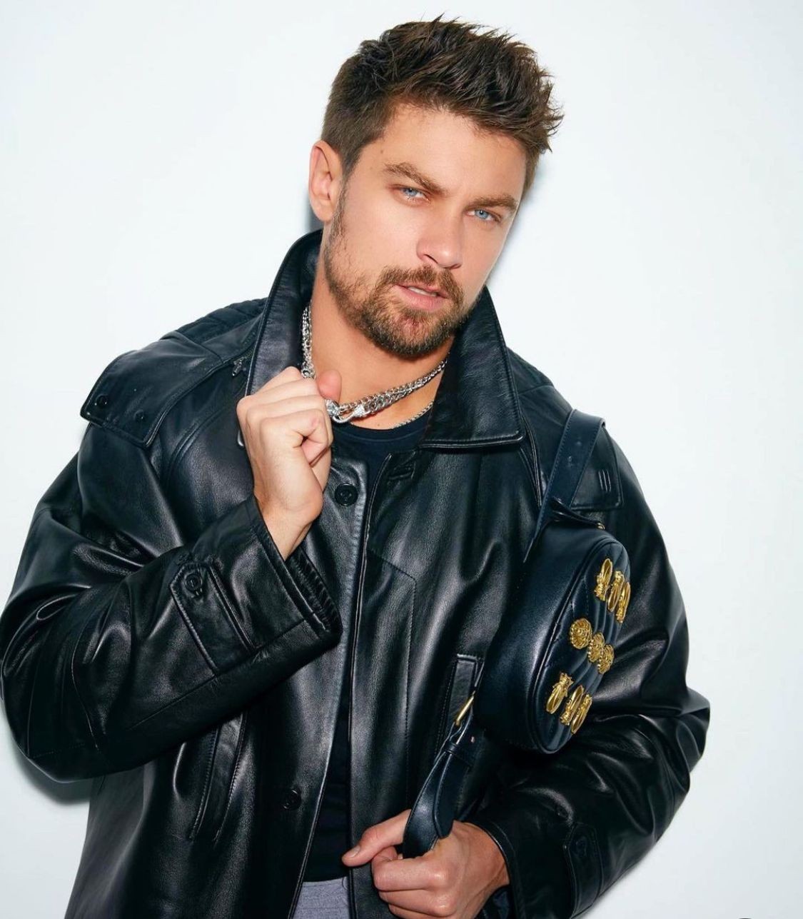 Raphael Sander se muda para Londres e namora bailarina brasileira que ...