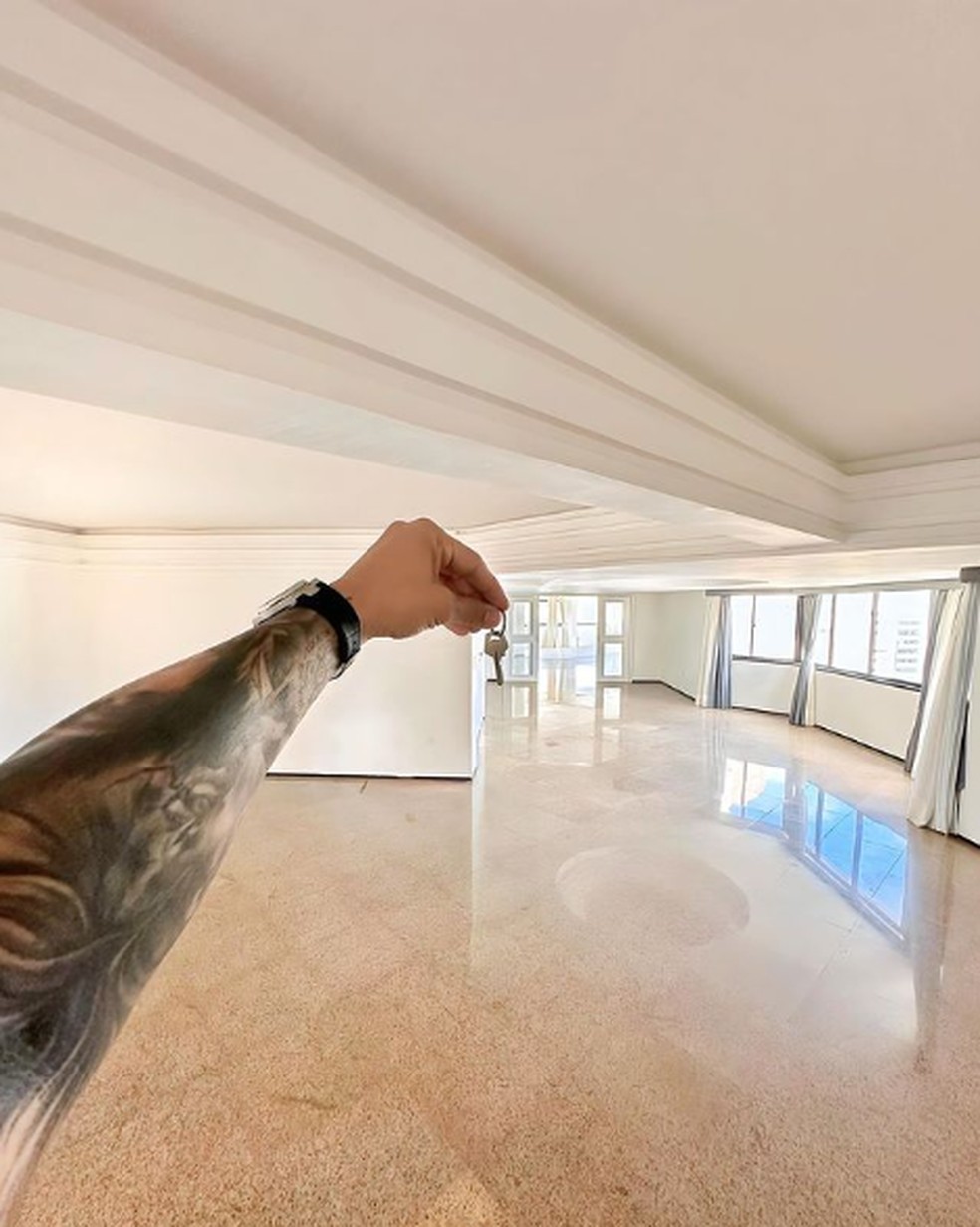 Ex-BBB Lucas Fernandes compra cobertura em Fortaleza para morar com ...