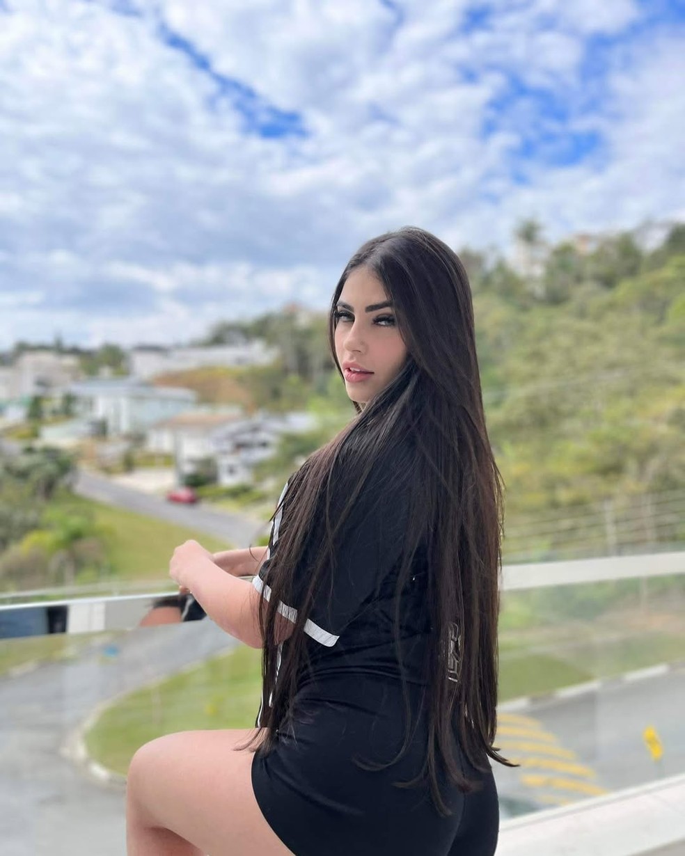 Deolane Bezerra rebate críticas à nora por namoro com filho; conheça ...