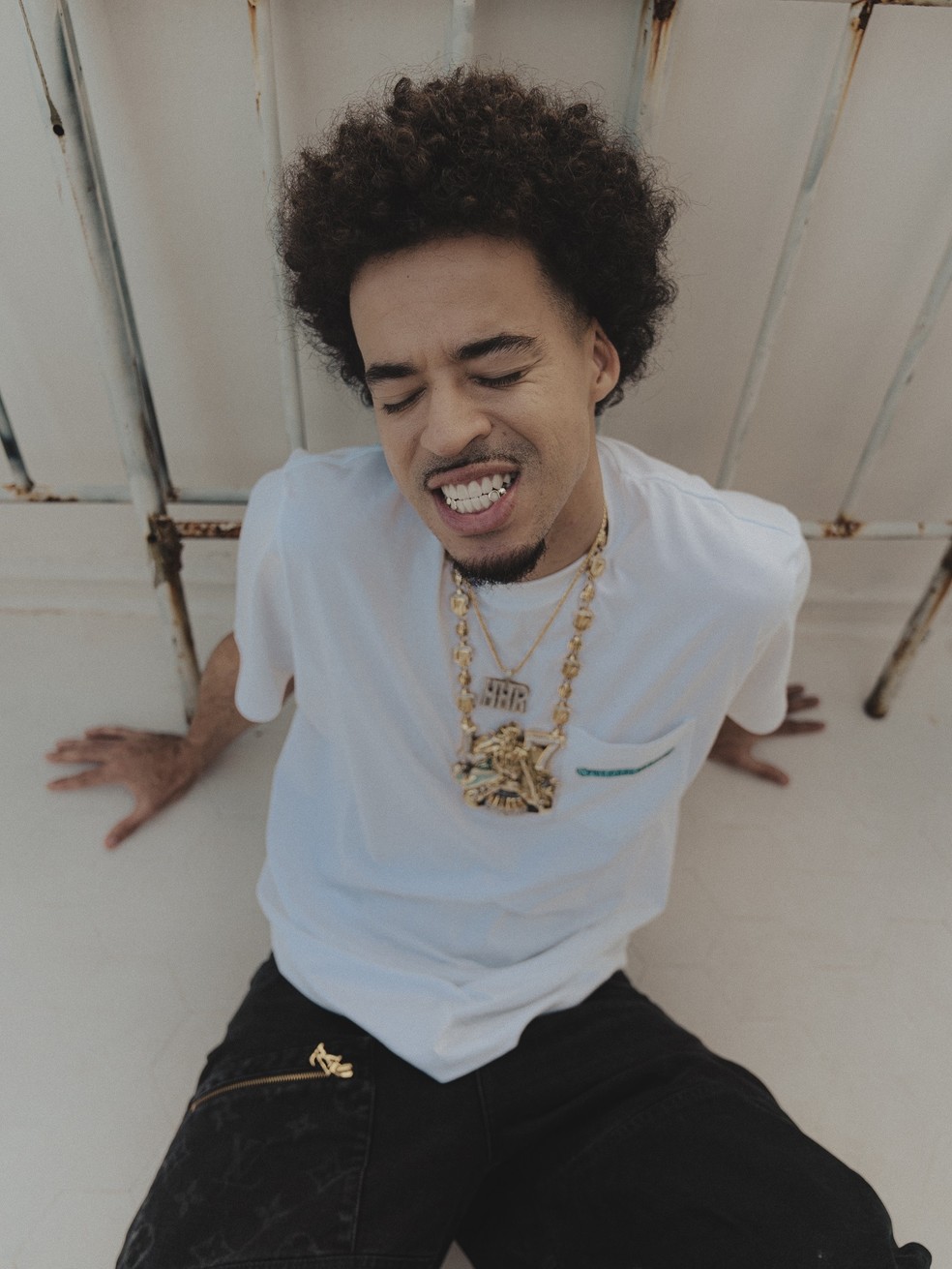 Do cordão de R$ 100 mil à nova casa, L7nnon diz que mostrar conquistas ...