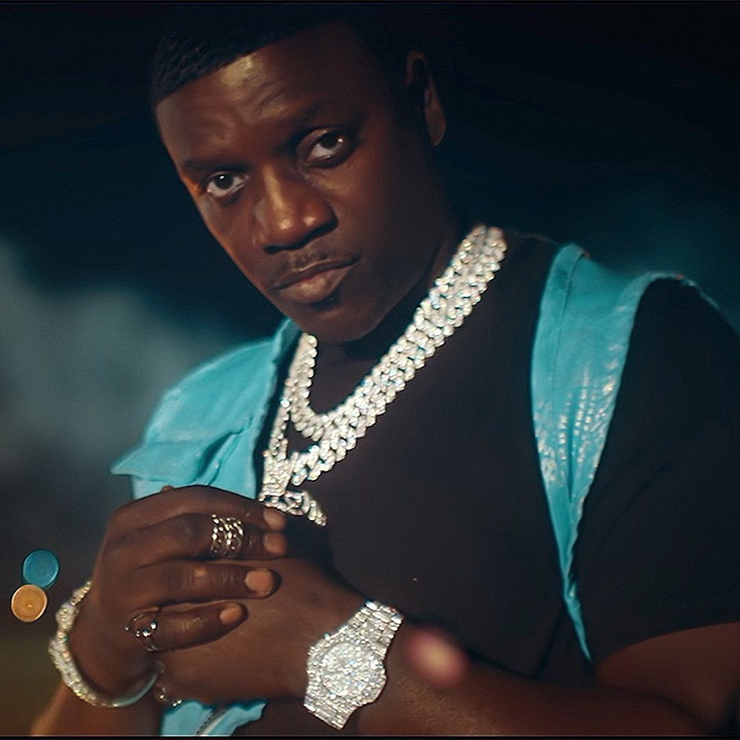 Akon relembra passado de polêmicas: 'Me envolvi em muitos problemas ...