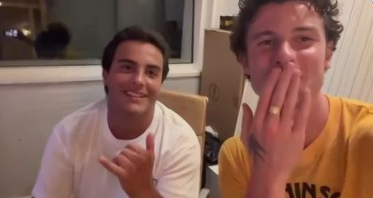 Ao lado de Marcelo Sangalo, Shawn Mendes manda recado para a influenciadora Vivi Wanderley: 'Te amo'