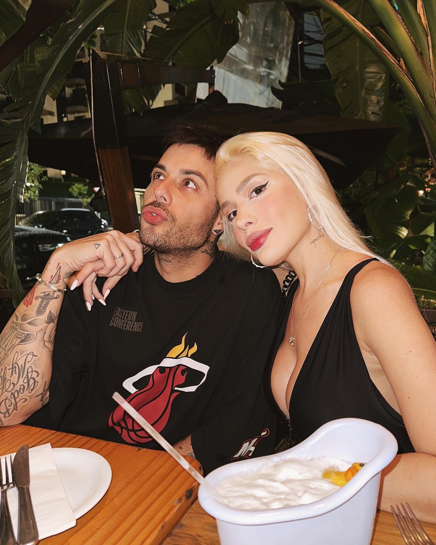 Relacionamento de Karoline Lima e Gui Araújo chega ao fim e influenciadora apaga fotos com o ex