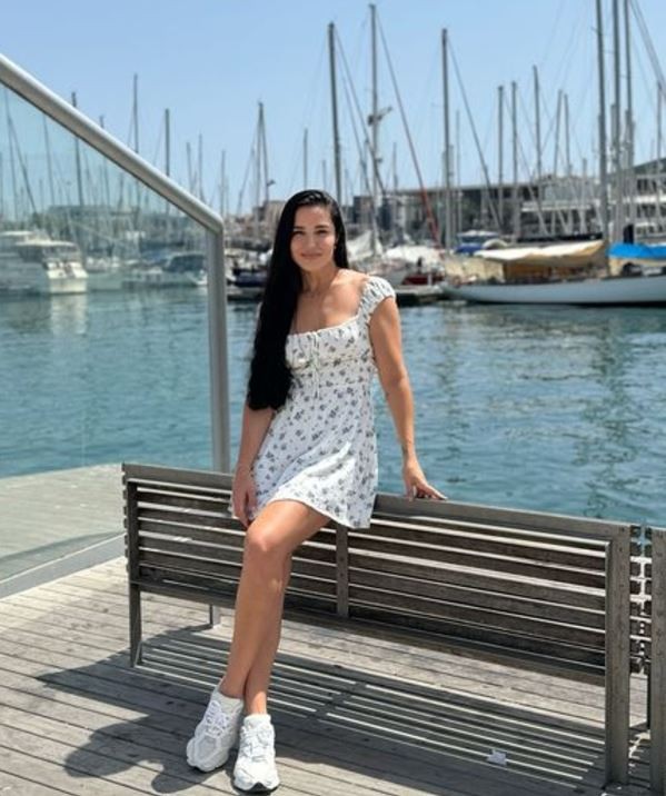 Aos 41, ex-bailarina do Faustão festeja o título de avó do neto de ...