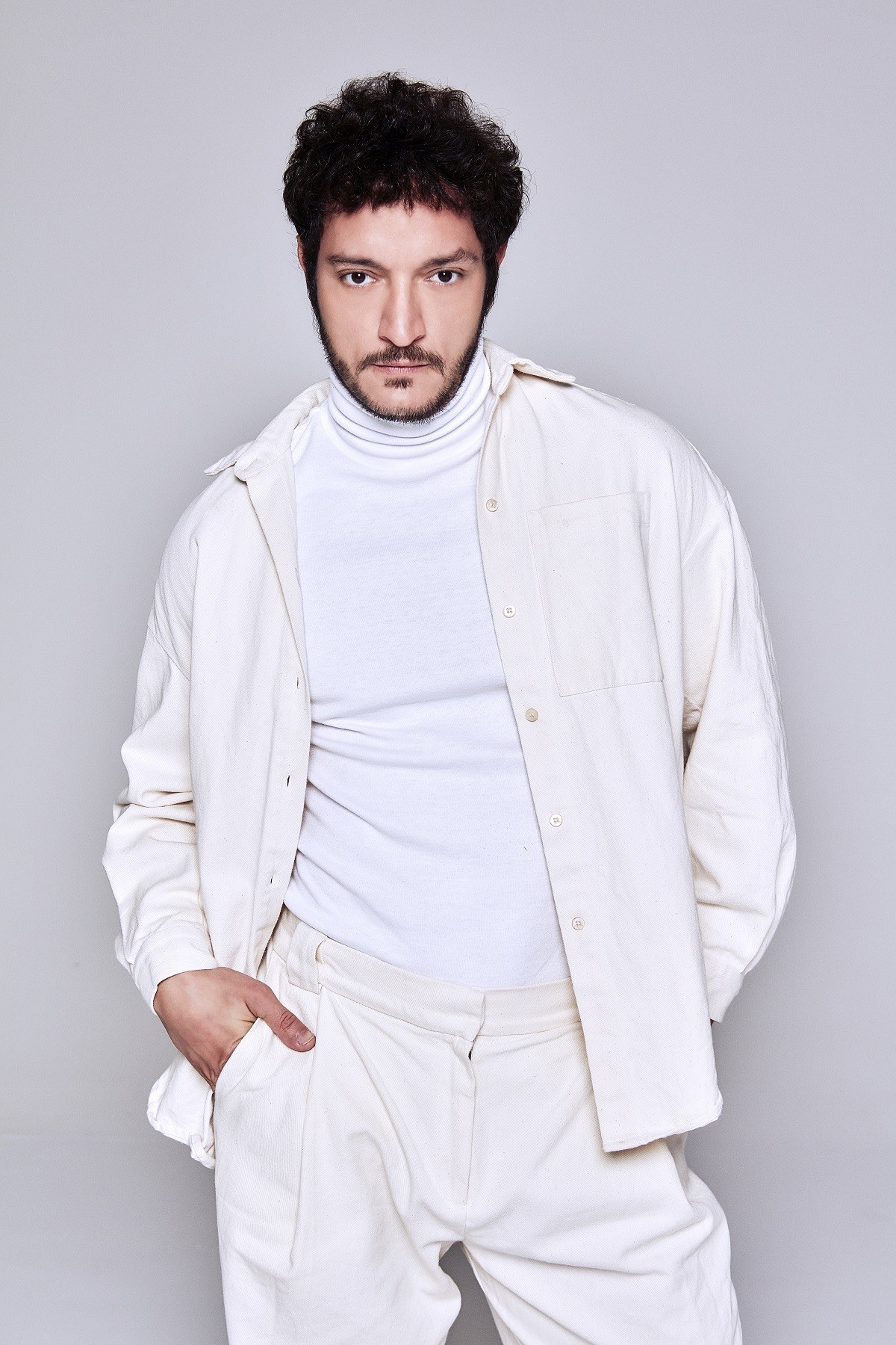 Esfriou? Débora Nascimento deixa de seguir Allan Souza Lima nas redes ...