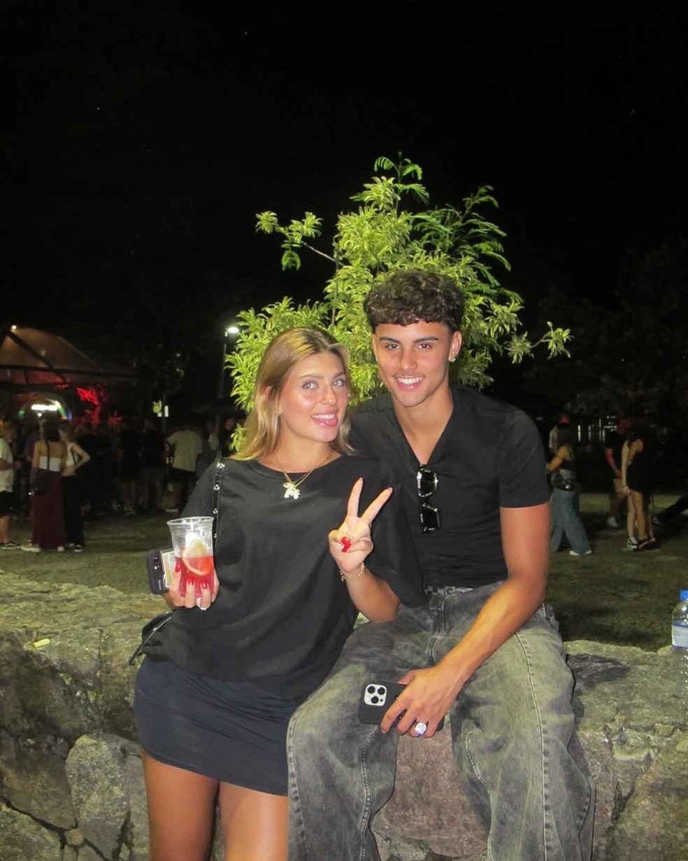 Filha modelo de Du Moscovis namora estrela do TikTok e ganha declaração ...