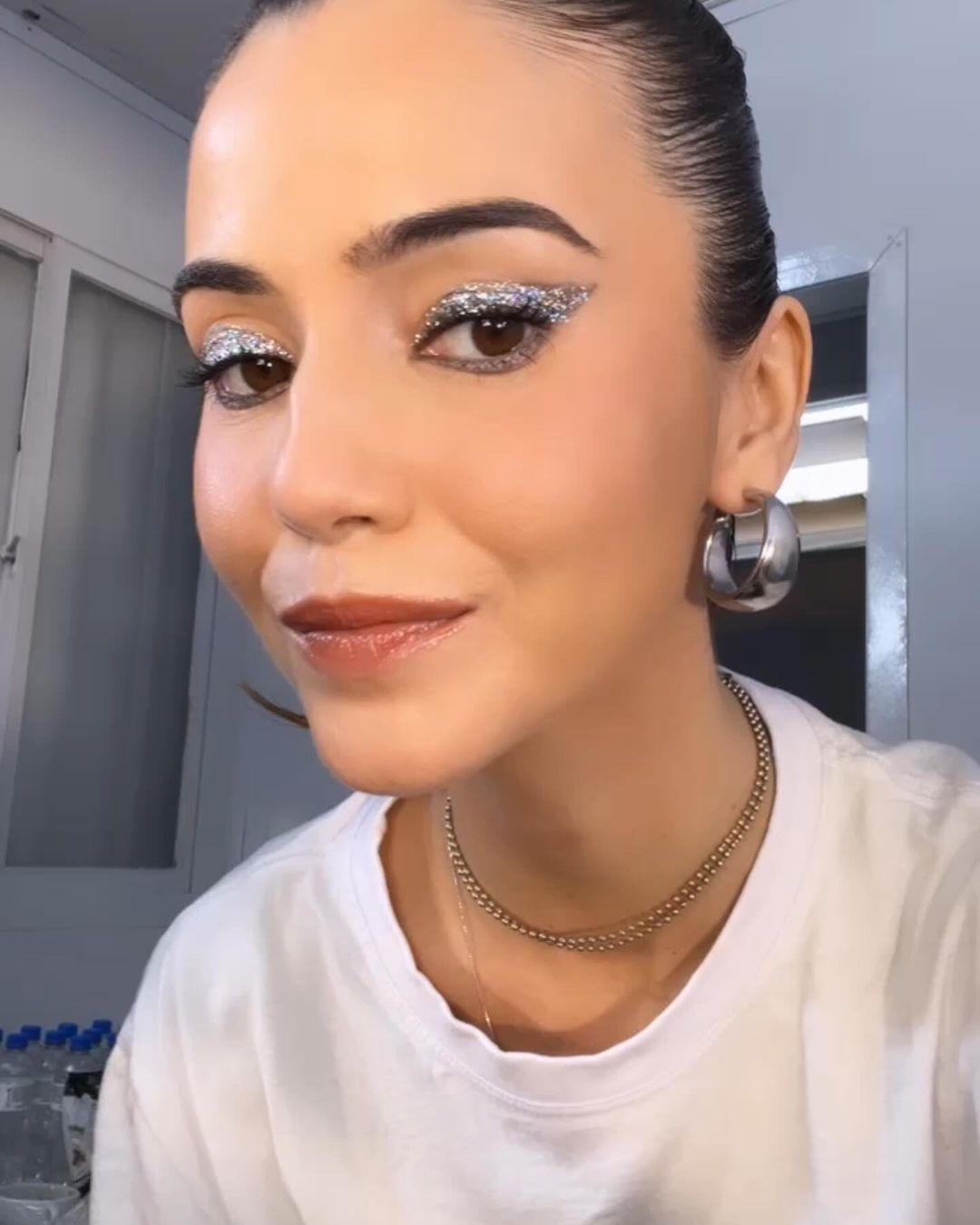 Ex de Deborah Secco, Hugo Moura e nova namorada passeiam juntos, no Rio