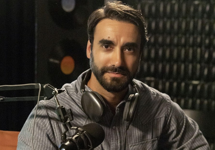 Gabriel Godoy em dose dupla nas novelas: ator vive radialista em ...