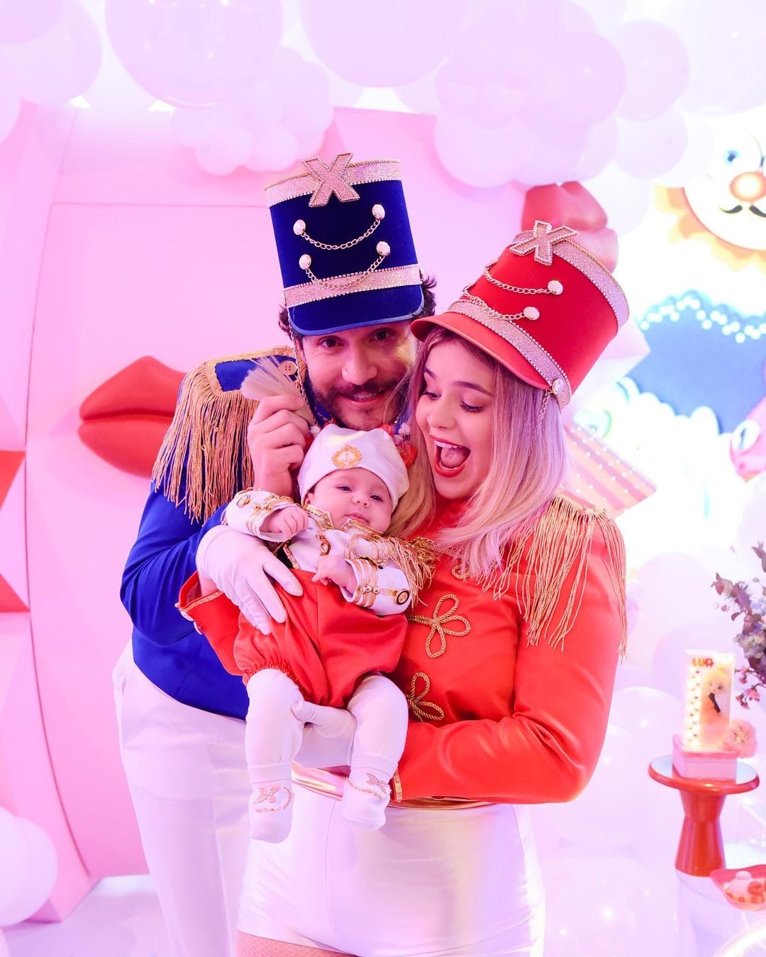 Lua Tube ganha festão de 1 ano que vai durar 3 dias: relembre a ...