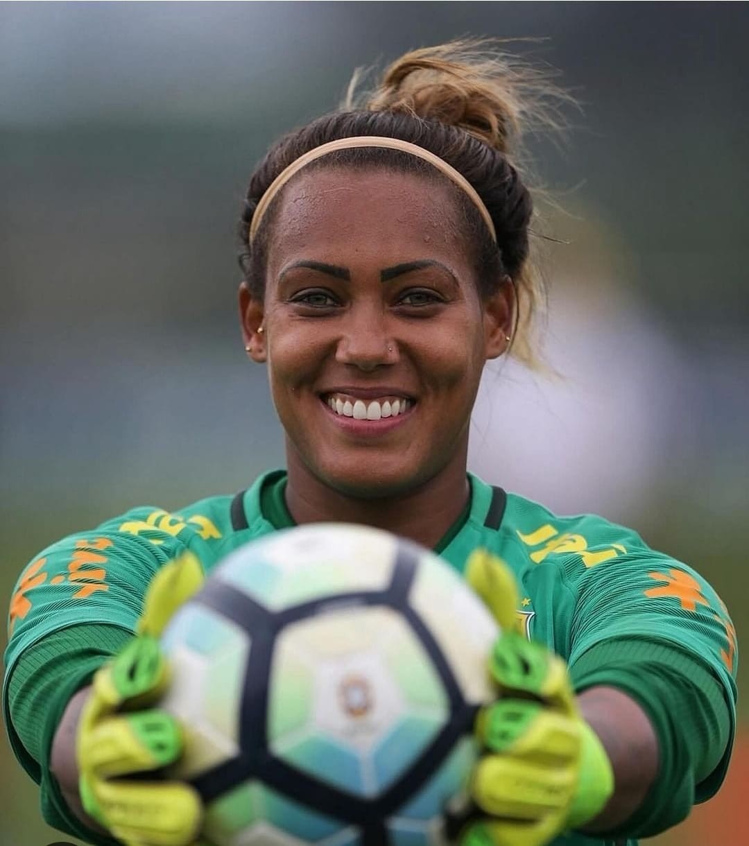 Goleira da seleção, Bárbara Micheline engata namoro com ex-mulher da ...