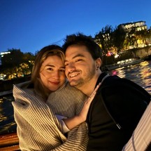 Em Paris, Felipe Neto comemora 1 ano de namoro e se hospeda em suíte ...
