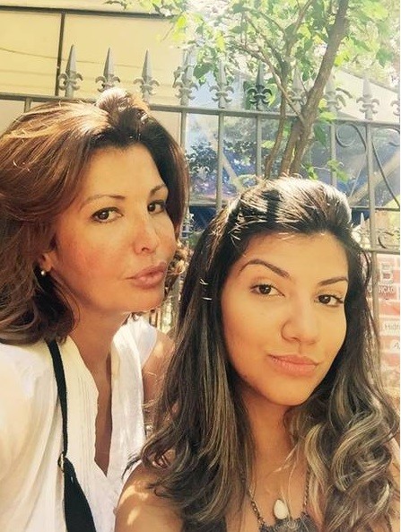 Roberta Close surge deslumbrante em jantar de luxo no Rio; vídeo