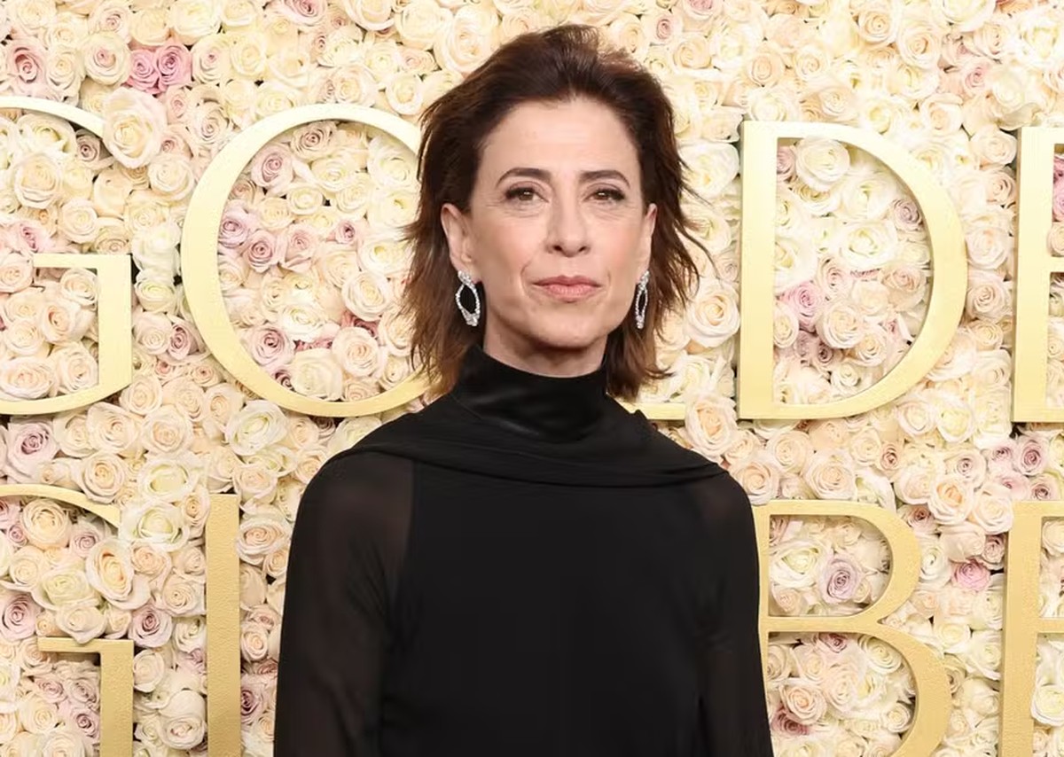'Totalmente premiada': Fernanda Torres conquista o Globo de Ouro de ...