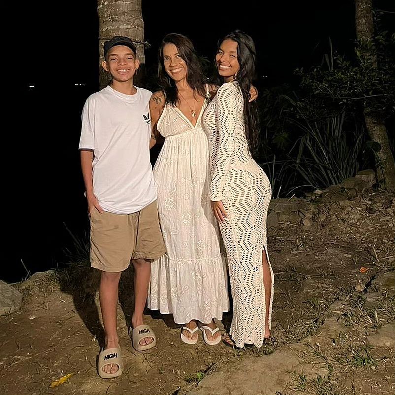 Mãe de Mell Muzzillo, a Ritinha de 'Renascer', chama atenção na web por ...