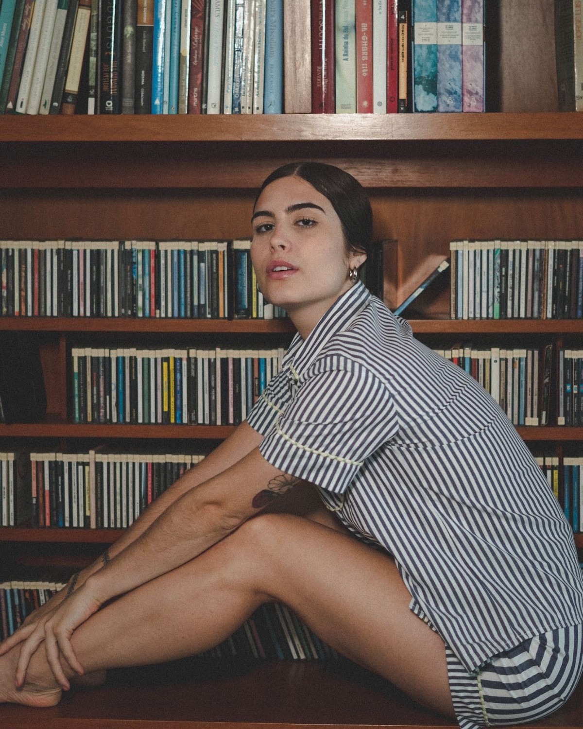 Filha de Claudia Abreu, Maria Maud celebra música em 'Renascer' e ...