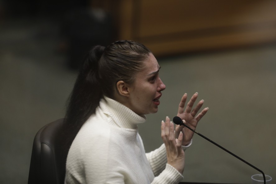 Pela primeira vez, Monique culpa ex-companheiro pela morte de Henry ...