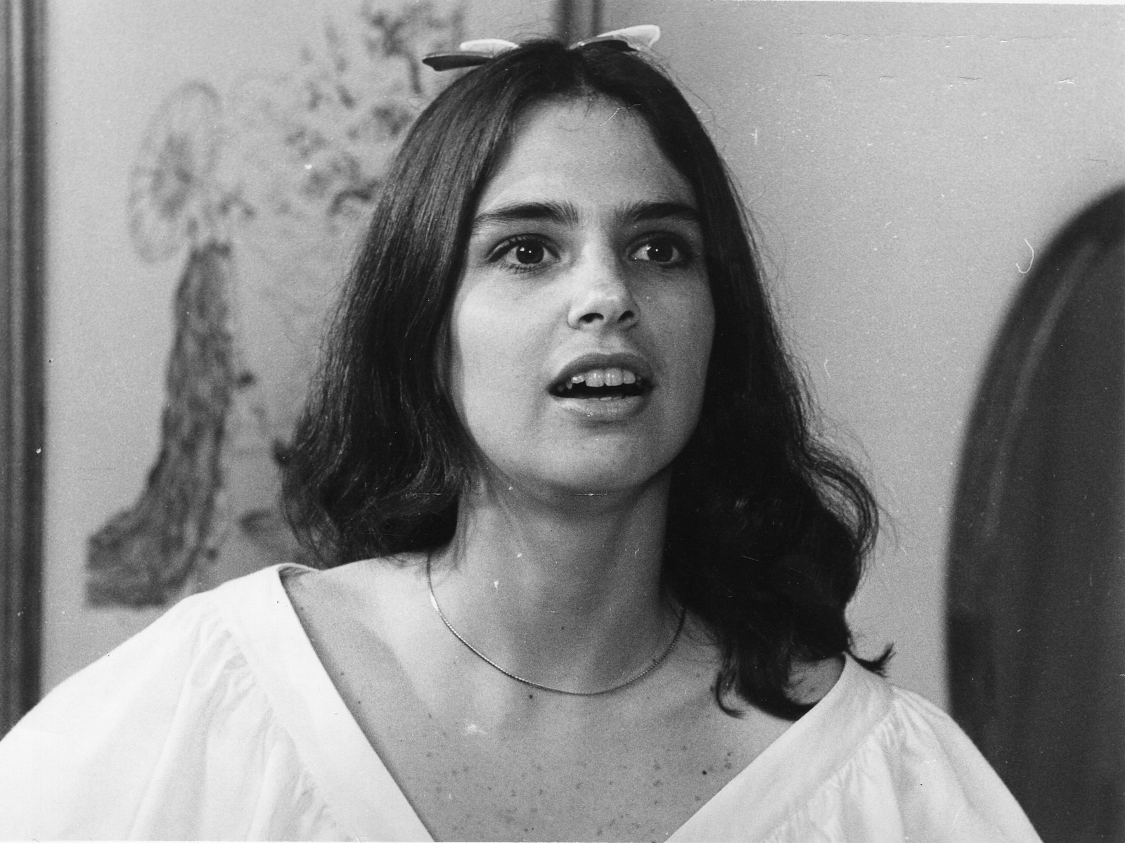 Estrela dos anos 80, Lídia Brondi reaparece em foto rara em família