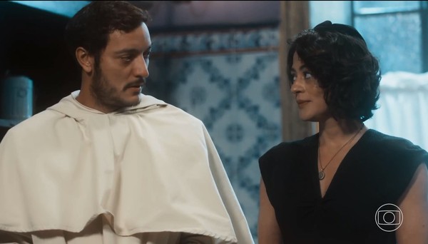 Assim como frei João, em 'Amor perfeito', Allan Souza Lima já teve que escolher entre um amor e ...