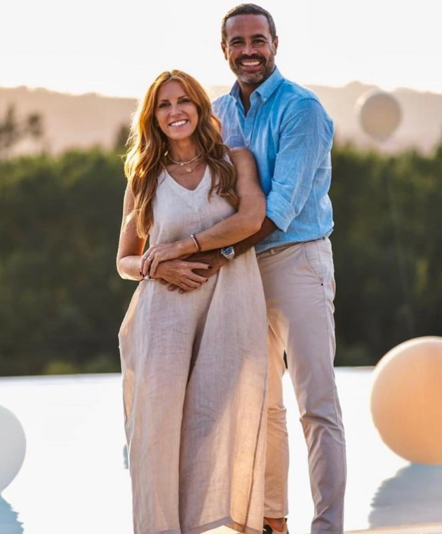 Após divórcio polêmico, Artur Jorge curte férias no Rio ao lado de Hanna Santos, nova namorada