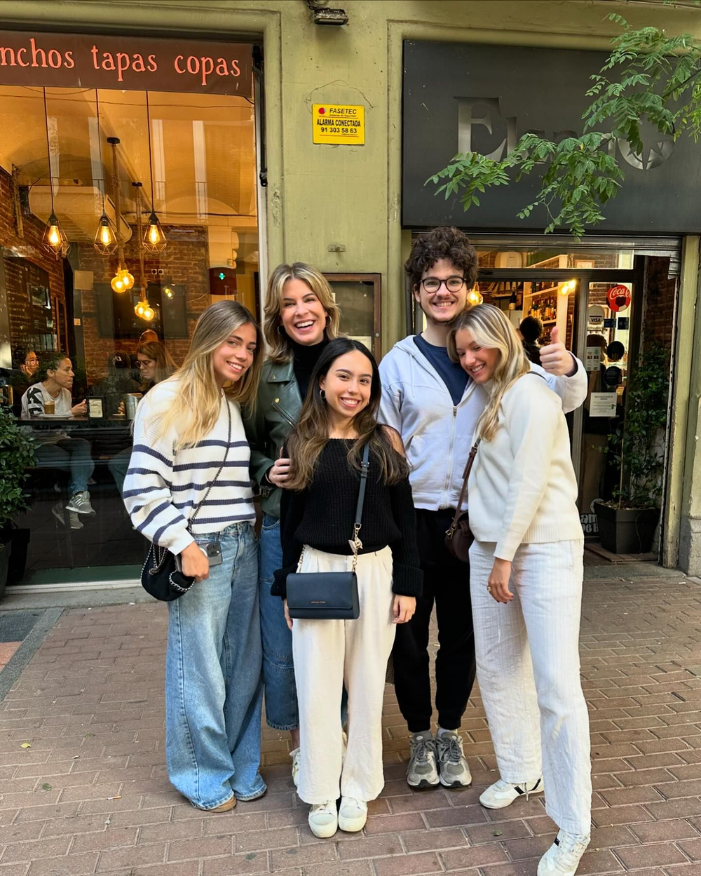 Rita Lobo antecipa comemoração dos 50 anos ao lado dos filhos na ...