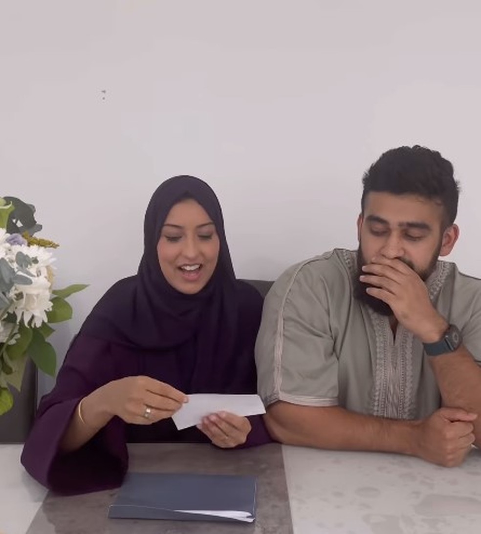 Britânica admite ter se casado por interesse e exige 'prêmio' de R$ 22 ...