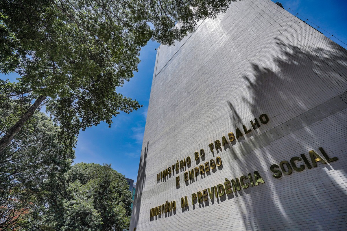Ministério da Previdência suspende efeitos financeiros do 34º ciclo de ...