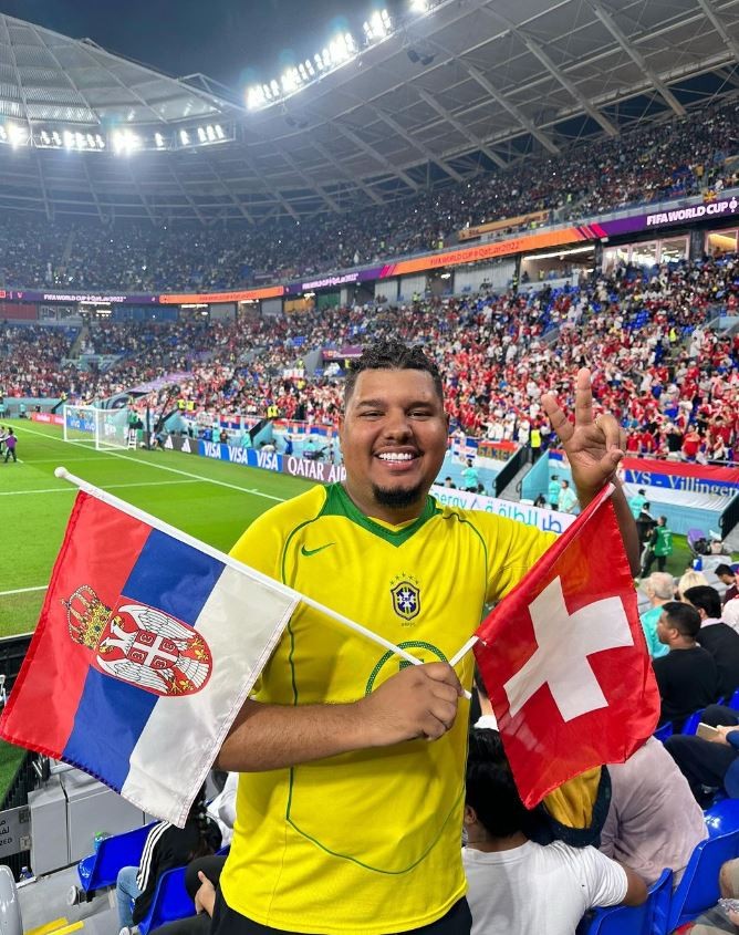 Influenciador que foi a todos os jogos da Copa se dá de presente ...