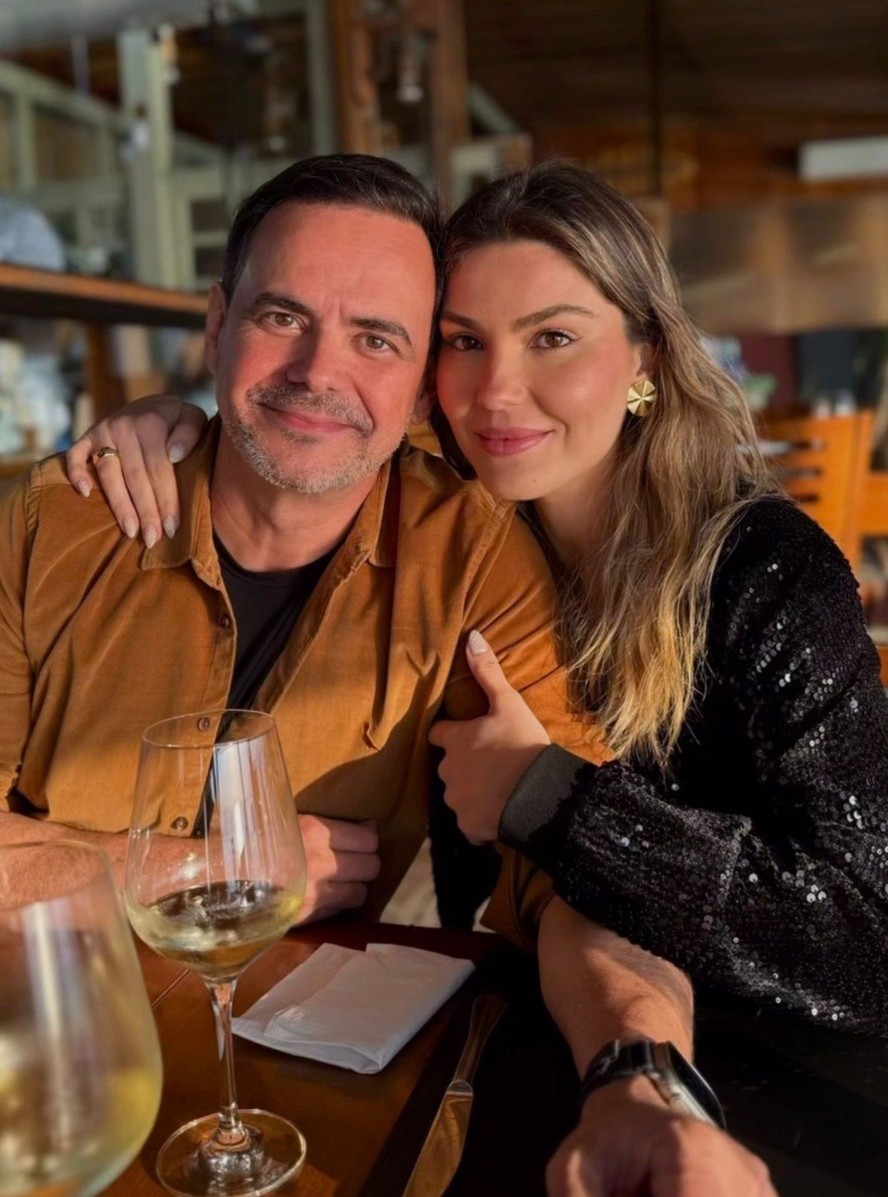 Humorista Carioca se declara à nova namorada após fim de casamento de ...