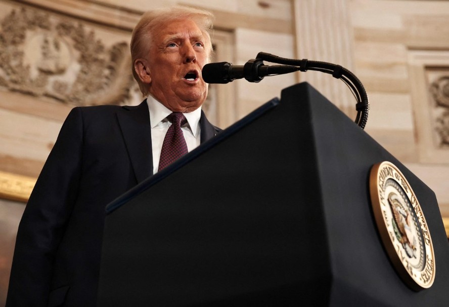 'O Irã tem que aceitar o acordo': Trump diz ter avisado sobre ataques contra o país e afirma que ...