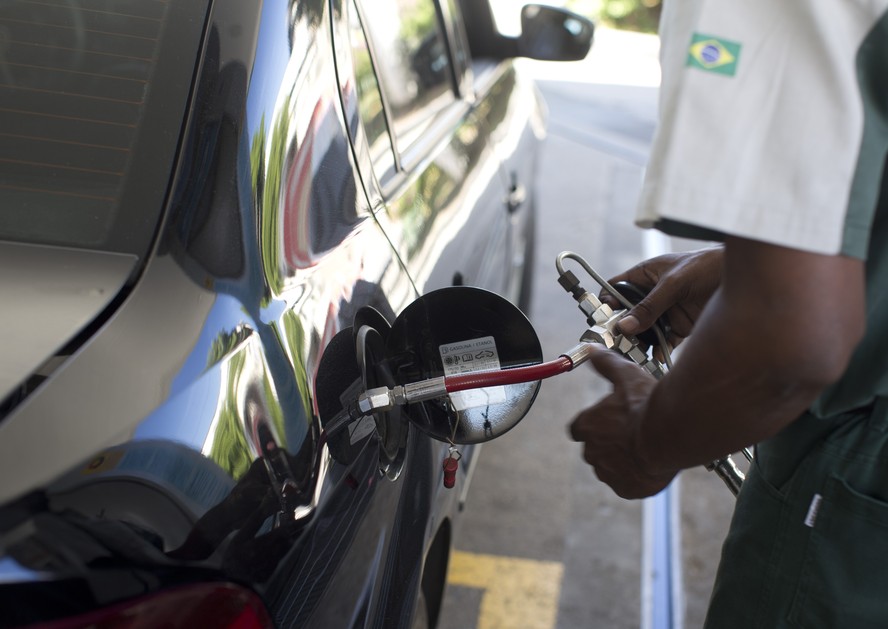 Petrobras vai reduzir preço do gás canalizado e GNV em 14% para as ...