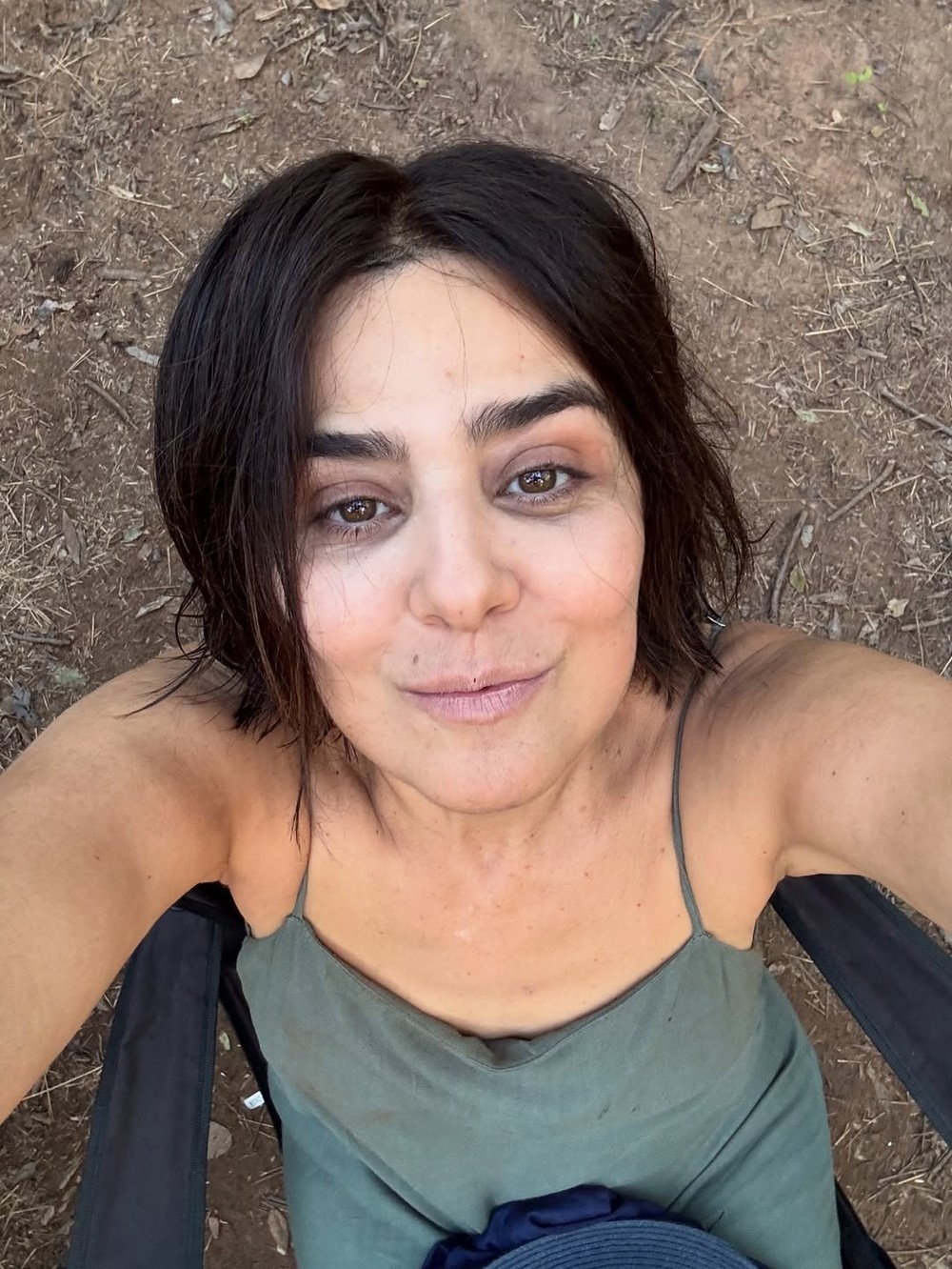 Leticia Sabatella se desfaz do cabelo natural e surge com novo visual