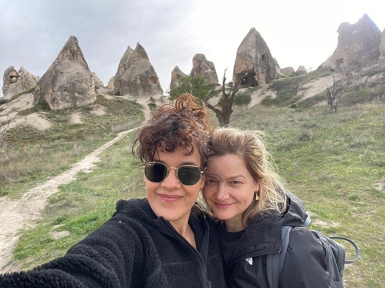 Sucesso na série 'Os outros', Maeve Jinkings namora diretora de cinema ...