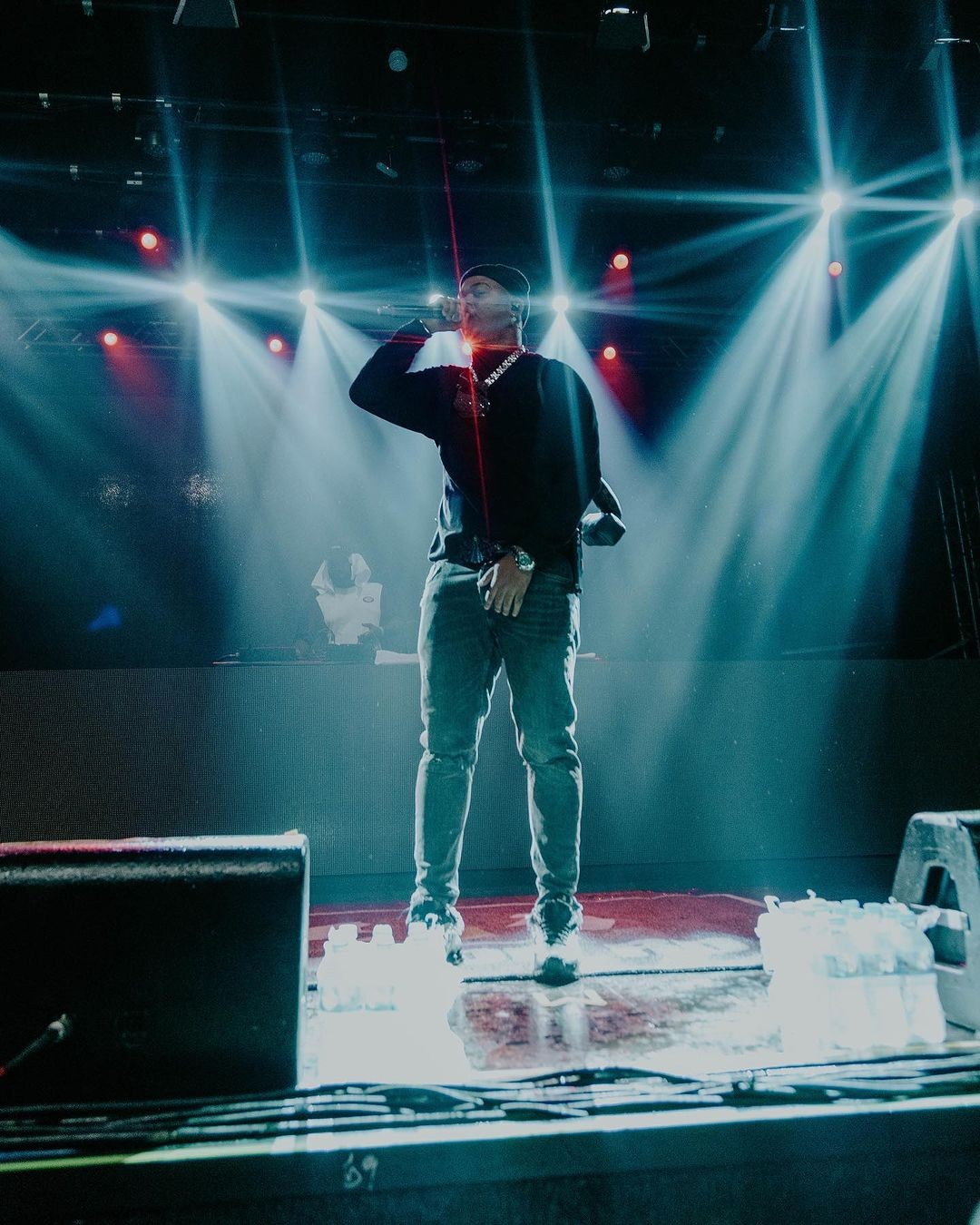 Rapper Major RD relata que teve carro atingido por oito tiros na ...