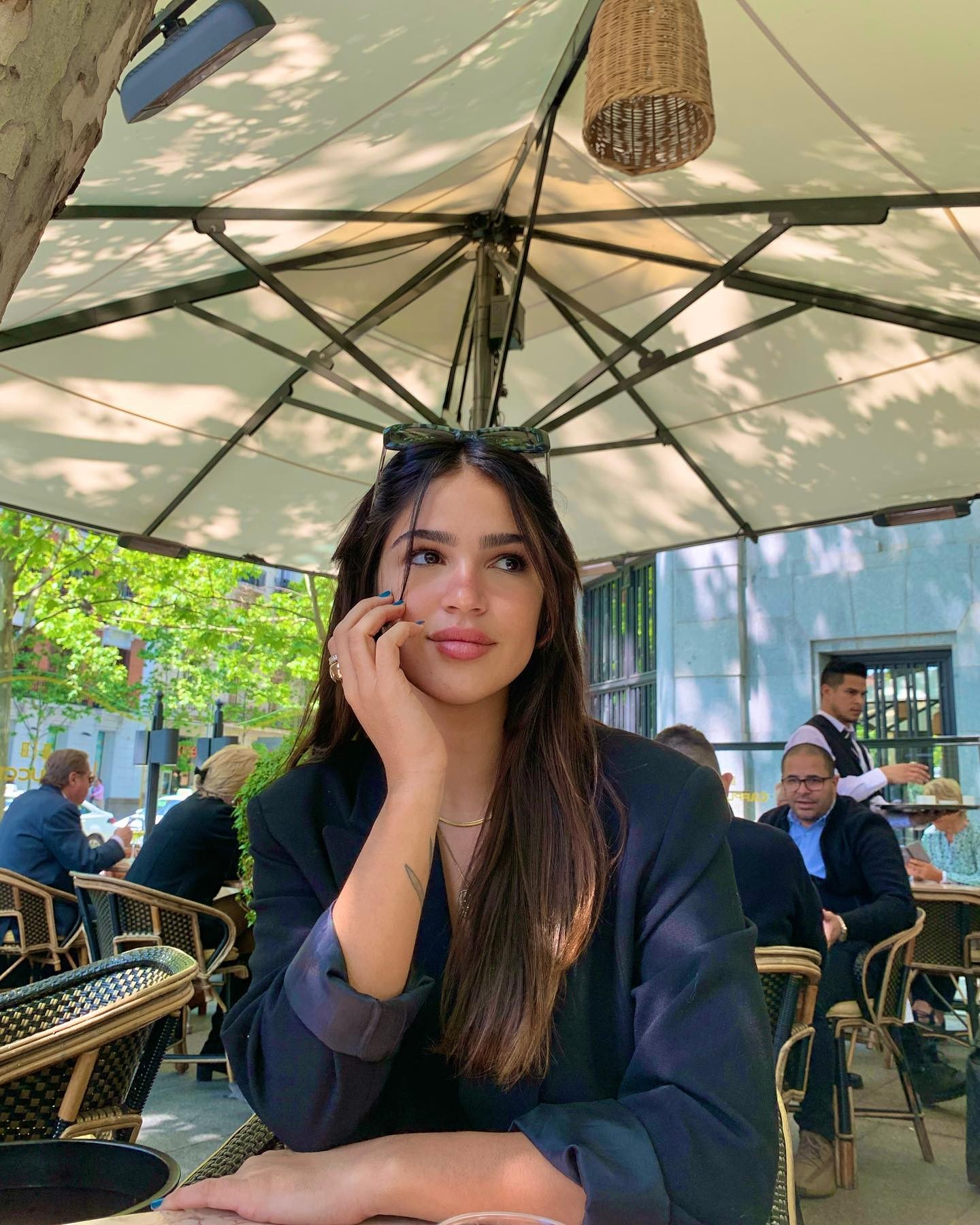 Gêmeas? Irmã de Giullia Buscacio, de 'Renascer', mora na Espanha e tem ...