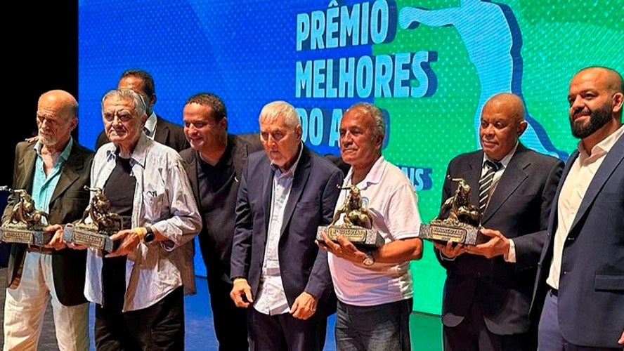 Com homenagem a lendas, Prêmio Melhores do Ano nas Artes Marciais ...