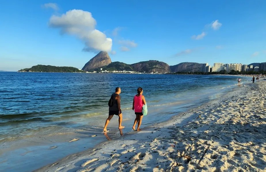 Inea libera Praia do Flamengo para banho pela terceira semana ...