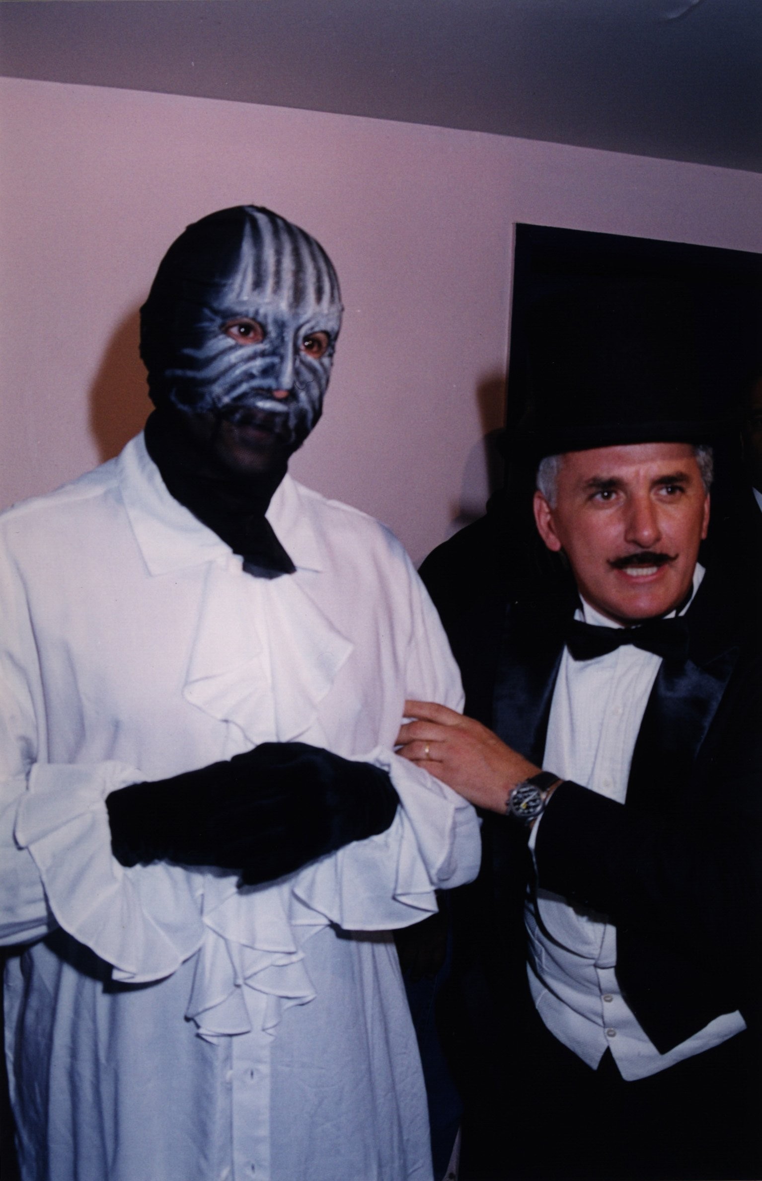 Aos 67 anos, Mister M volta ao Brasil após se recuperar de um câncer ...