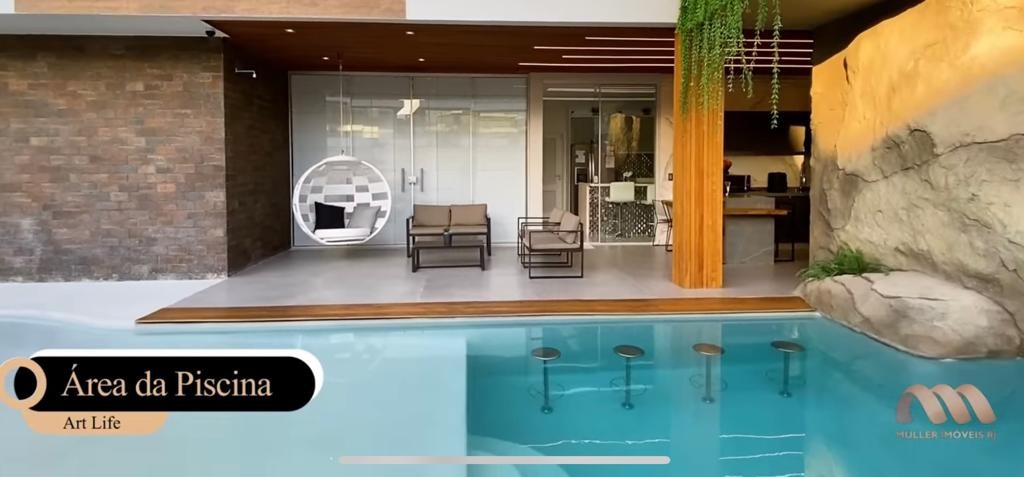 Felipe Neto resgata vídeo em que faz previsão sobre pais de Larissa ...